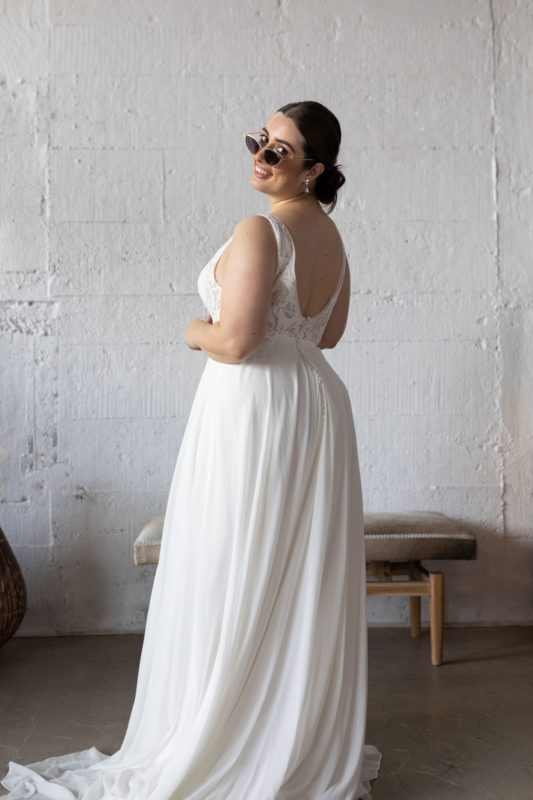 Daisy – Pixie Curve – Etcetera Bridal