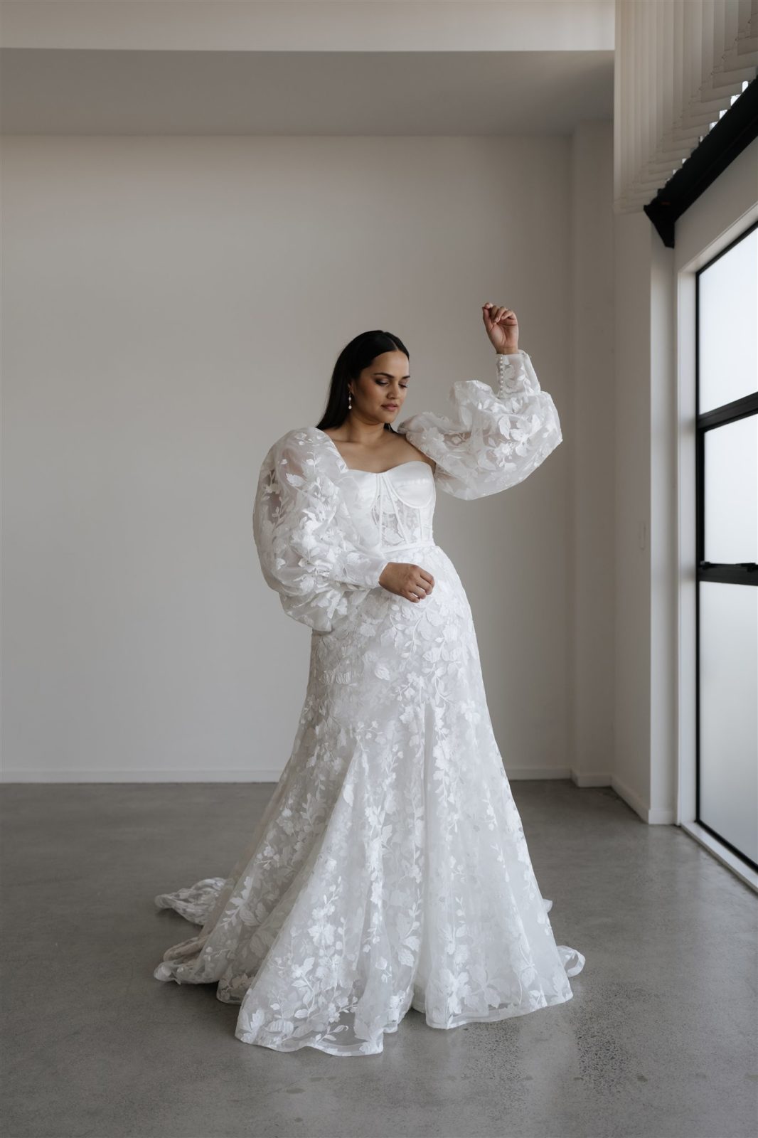 Hera Couture – Cadence Curve – Etcetera Bridal