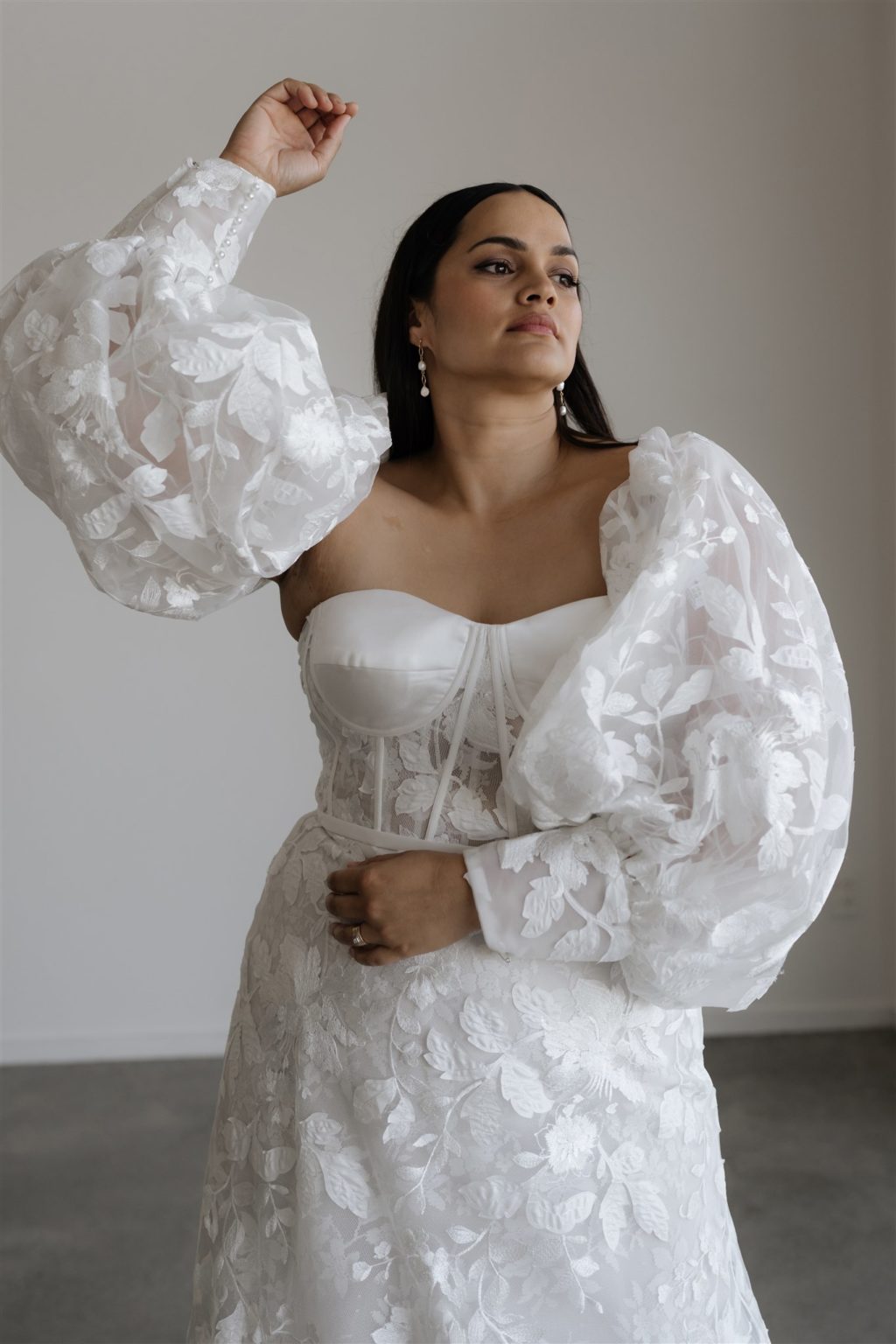 Hera Couture – Cadence Curve – Etcetera Bridal