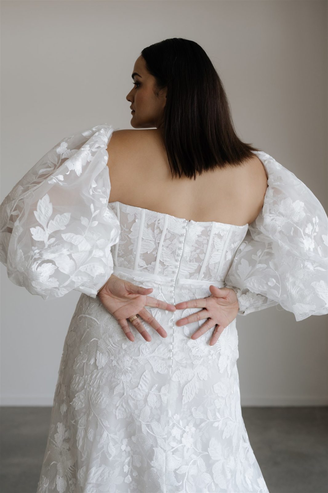 Hera Couture – Cadence Curve – Etcetera Bridal