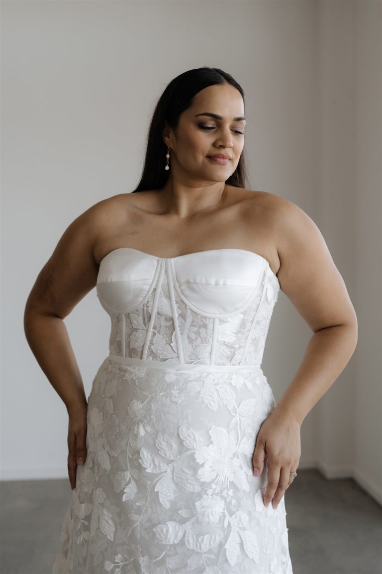Hera Couture – Cadence Curve – Etcetera Bridal
